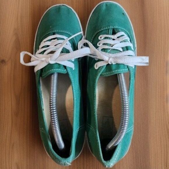 Vans | Shoes | Vans Authentic Classic Low Top Sneakerskelly ...